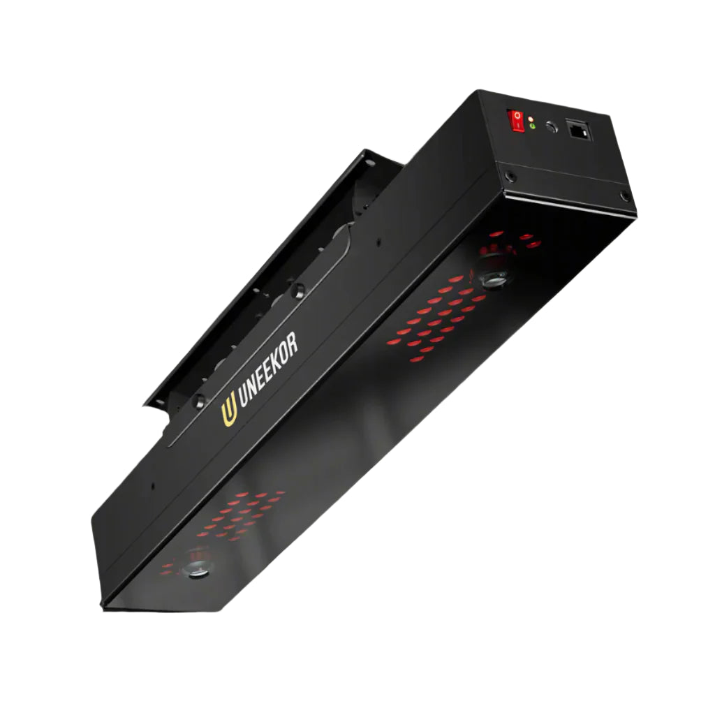 Uneekor EYE XR Golf Simulator / Launch Monitor (USA Only) – Par2Pro